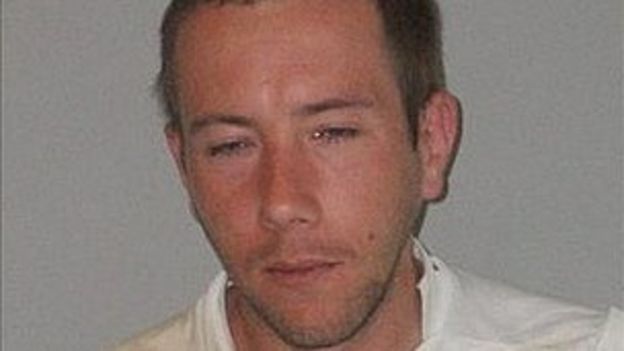 Man who stabbed girlfriend jailed for life - BBC News