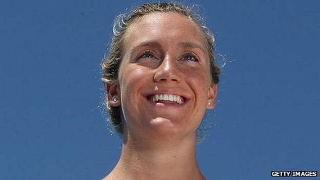 Lizzie Simmonds breaks European 200m record at Duel in the Pool - BBC Sport