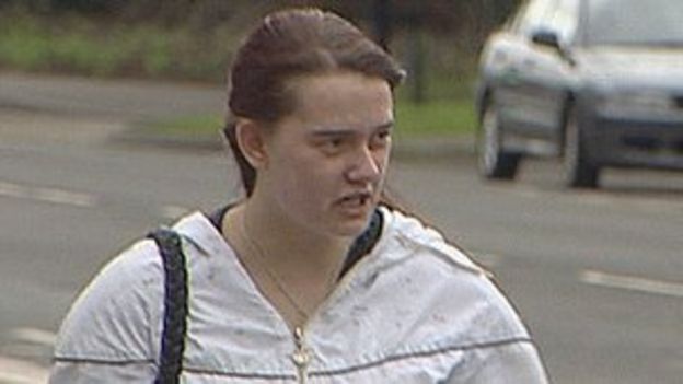 Suspended jail term for teenage 999 hoax caller - BBC News