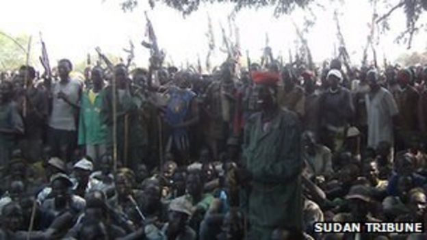 South Sudan Lou Nuer fighters attack town of Pibor - BBC News