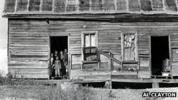 Poverty and progress in the Mississippi Delta - BBC News