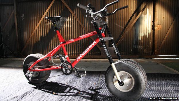 Helen Skelton's Antarctic bike is 'wheely' impressive - BBC Newsround
