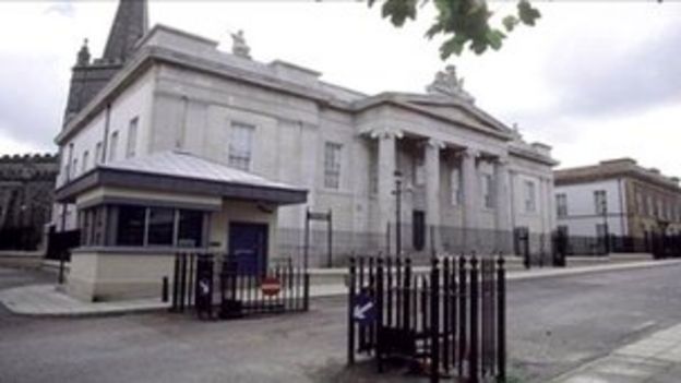 Derry judge sends four to cells as phone rings - BBC News