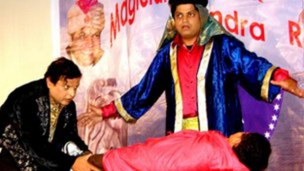 Indian magicians seek ruling on magic 'art' - BBC News