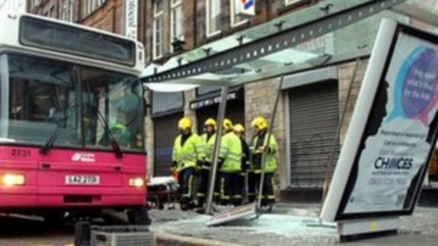 Bus strikes shelter in Belfast - BBC News