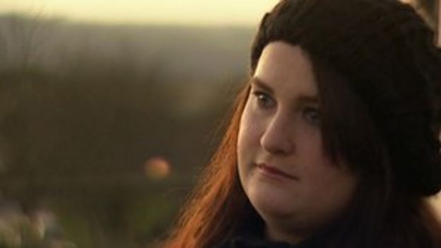 Devon and Cornwall fears over public sector pay drop - BBC News