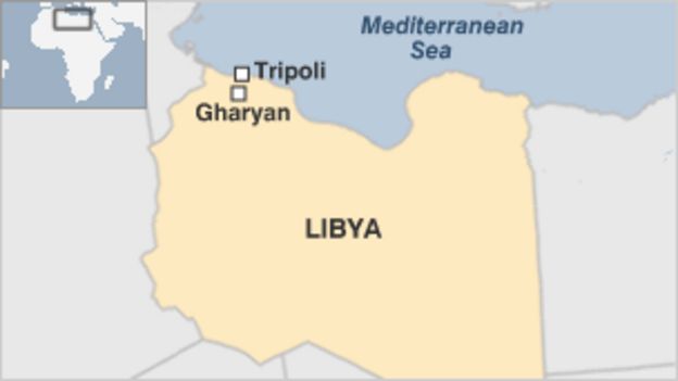 Libya militias clash in Gharyan near Tripoli - BBC News