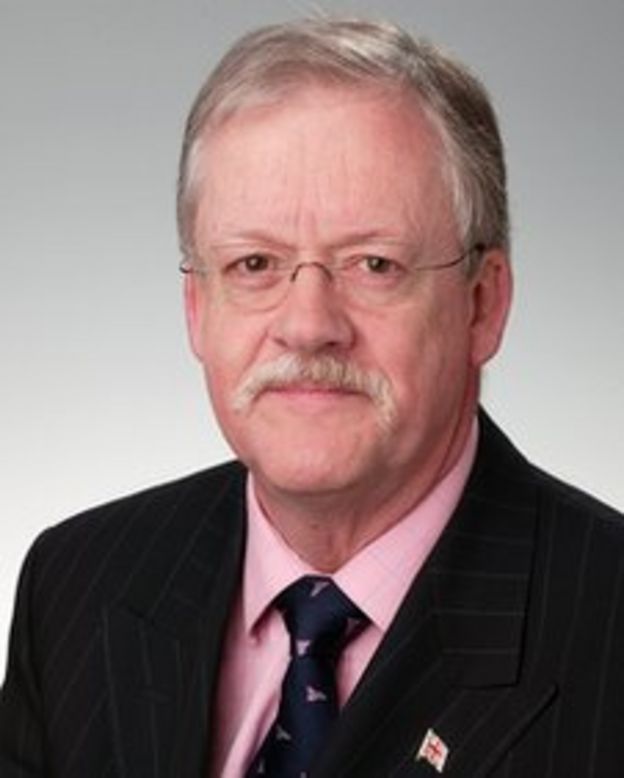 Will rebel Euro MP Roger Helmer resign? - BBC News