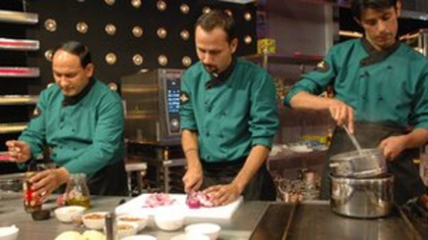 Foodistan: India-Pakistan chefs fight for taste buds - BBC News
