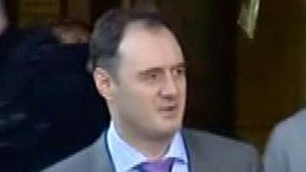 Court told dead schoolboy Jack Frew had 20 stab wounds - BBC News