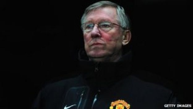 Degree for Manchester United boss Alex Ferguson - BBC News