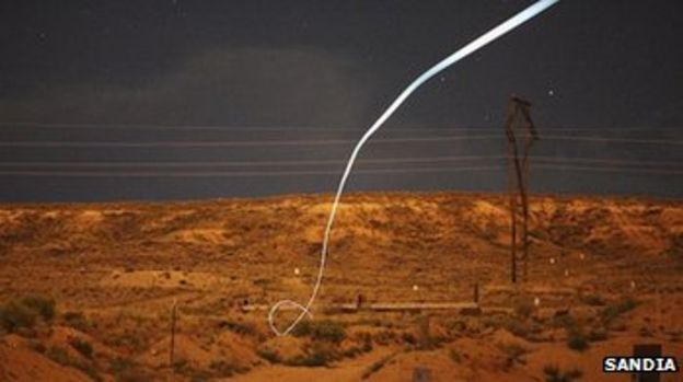 Self-steering bullet researched by US weapons experts - BBC News