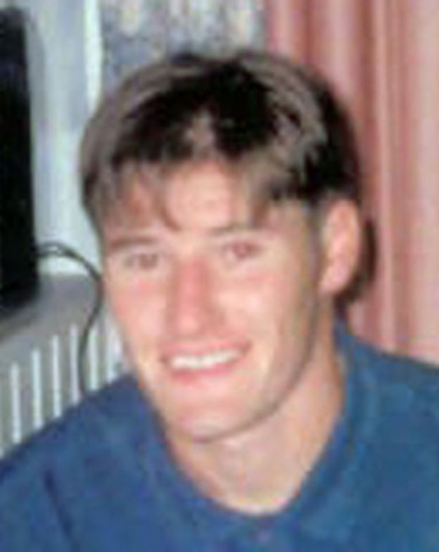 Paul Hadden given 10 years for killing Iain O'Brien - BBC News