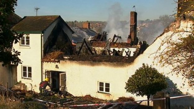 Crediton fire fund gets more than £6,000 in donations - BBC News