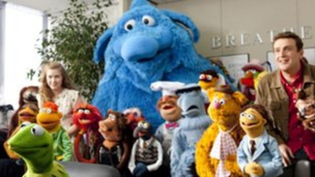 Muppets to return in film sequel - BBC News