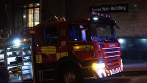 Investigation into major fire at Strathclyde University - BBC News