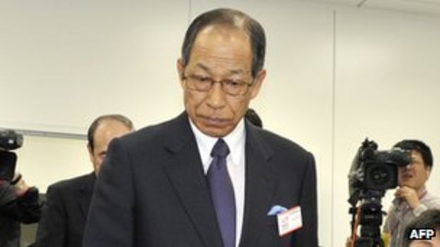 Olympus scandal: Former executives sentenced - BBC News