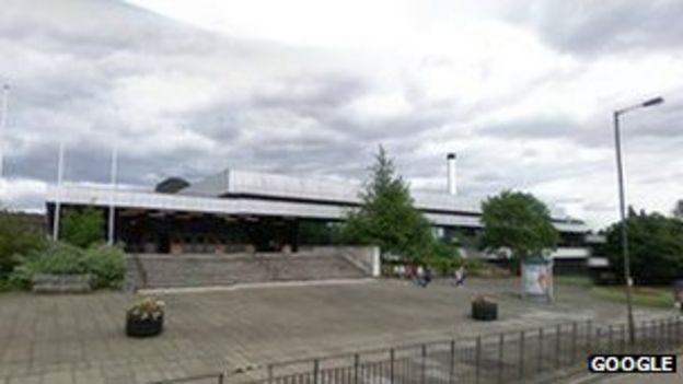 Commonwealth Pool in Edinburgh to reopen in March - BBC News