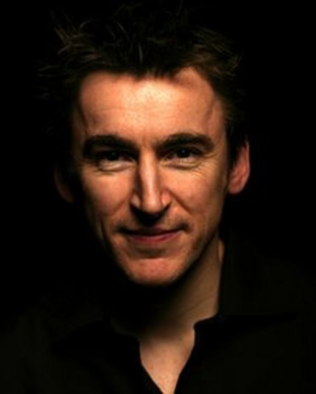 West Yorkshire Playhouse appoints new artistic director - BBC News