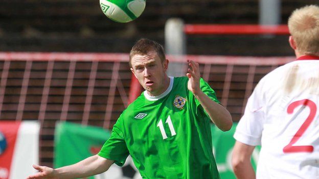 Shane Ferguson in Northern Ireland squad to face Norway - BBC Sport