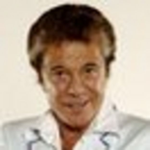 Frank Carson always made people happy, says comedian Ken Dodd - BBC News