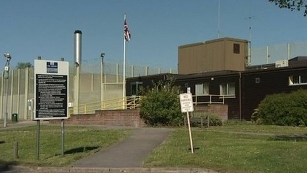 HMP Huntercombe: Foreign prisoners unfairly treated, report finds - BBC ...