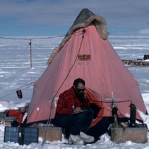 BBC World Service at 80: A lifetime of shortwave - BBC News