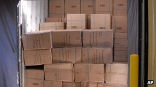 International smuggling rings busted, say US officials - BBC News
