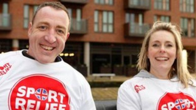 BBC Radio presenters Sport Relief canal pedalo effort - BBC News
