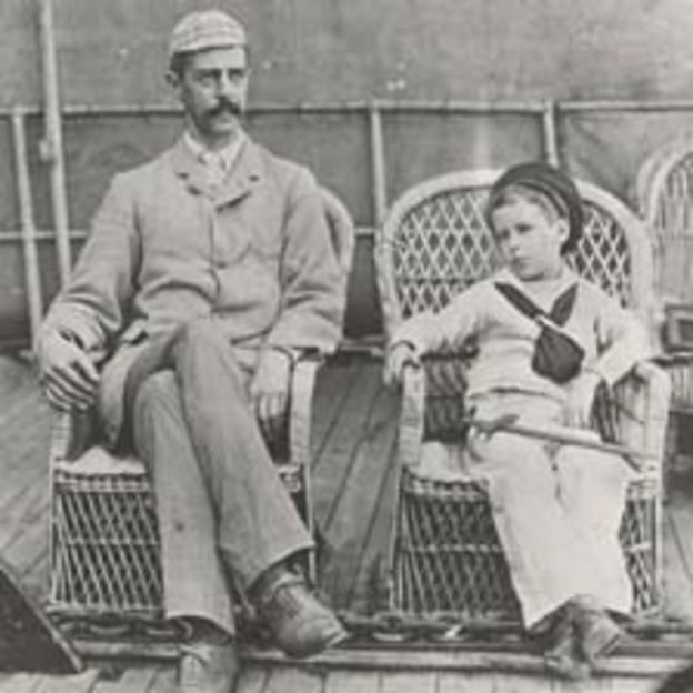 Antarctic mission: Who was Captain Lawrence Oates? - BBC News