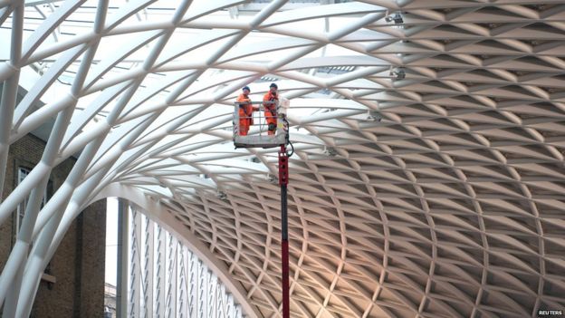 King's Cross station gets a £550 million makeover - BBC Newsround
