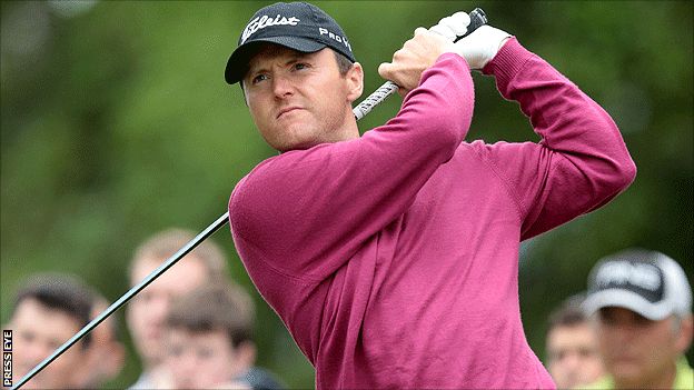 Michael Hoey two behind after superb 65 in Hassan Trophy - BBC Sport