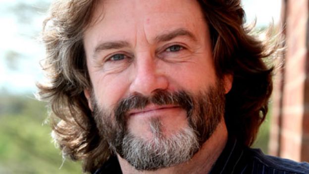 Sir Antony Sher: Actor dies of cancer aged 72 - BBC News