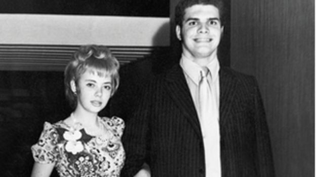 Juliane Koepcke: How I survived a plane crash - BBC News