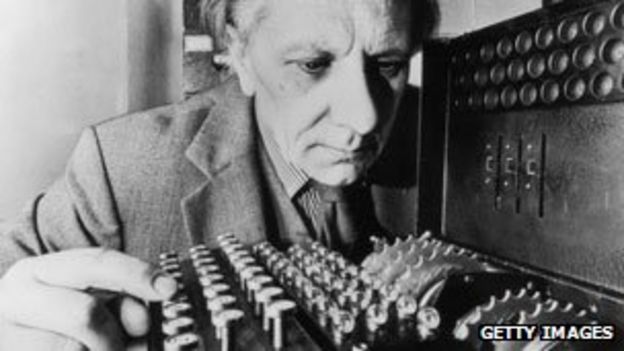 The Spanish link in cracking the Enigma code - BBC News