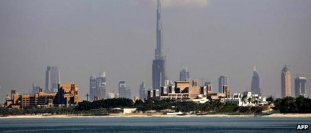 Government drive to boost Emirati employment - BBC News