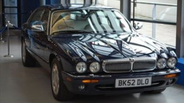 Royal vehicles collection opens at Coventry Transport Museum - BBC News