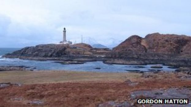 Ardnamurchan moorland destroyed by hill fire - BBC News