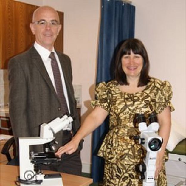 Guernsey Aids charity receives medical equipment - BBC News