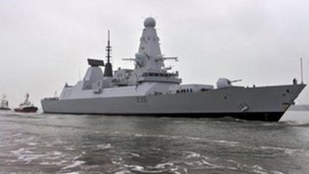 HMS Dragon open to public in Liverpool during visit - BBC News