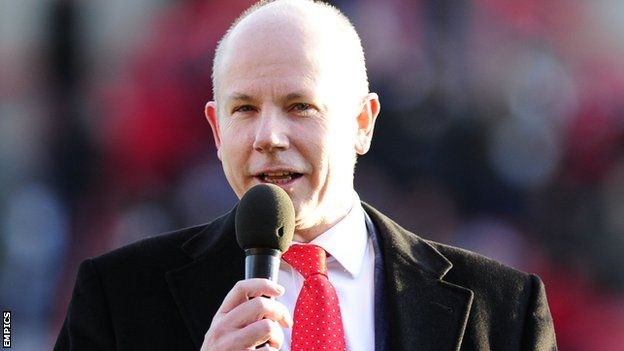 Swindon Town chairman Jeremy Wray released from hospital - BBC Sport