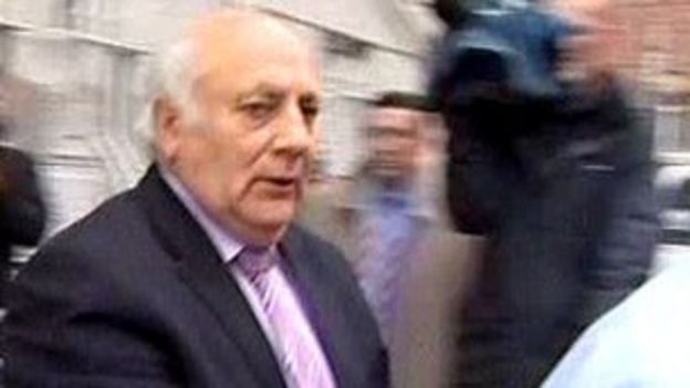 Northern Bank raid money laundering conviction quashed - BBC News