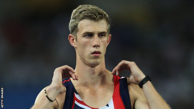 Hurdler Jack Green learning from training with Dai Greene - BBC Sport
