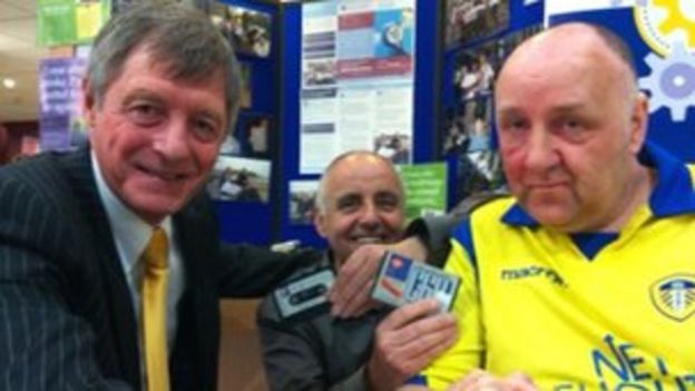 Leeds United fan reunited with player who 'helped save him' - BBC News