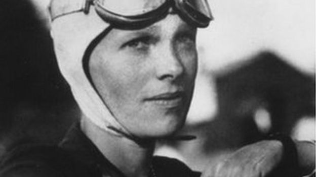 When Amelia Earhart landed in Derry field - BBC News