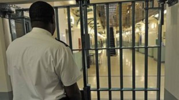 UK can decide which prisoners vote, says European Court - BBC News