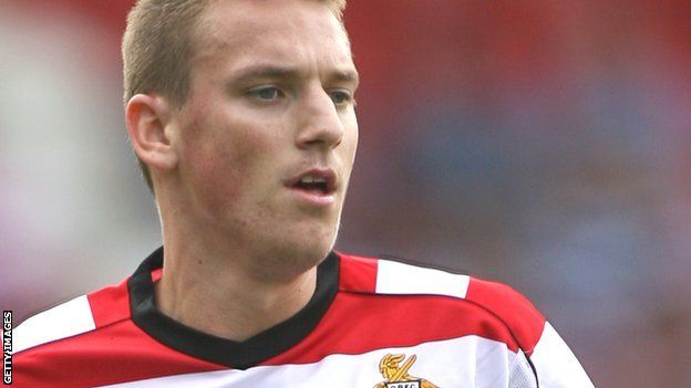 Lincoln City sign Gainsborough Trinity's Andrew Boyce - BBC Sport