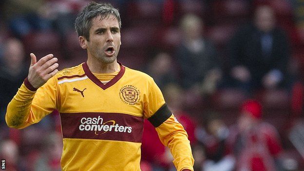 Keith Lasley extends Motherwell stay for two more years - BBC Sport