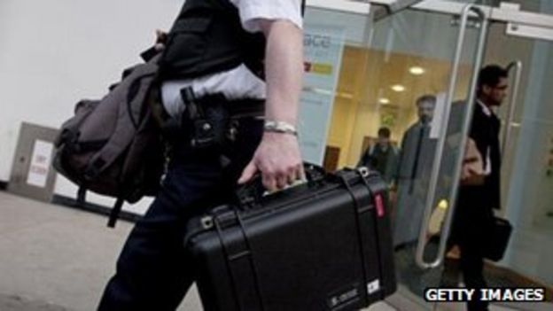 Lack of raids by Serious Fraud Office questioned - BBC News