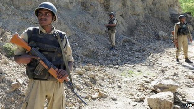 Kashmir plans cabinet meeting in remote Tangdhar town - BBC News